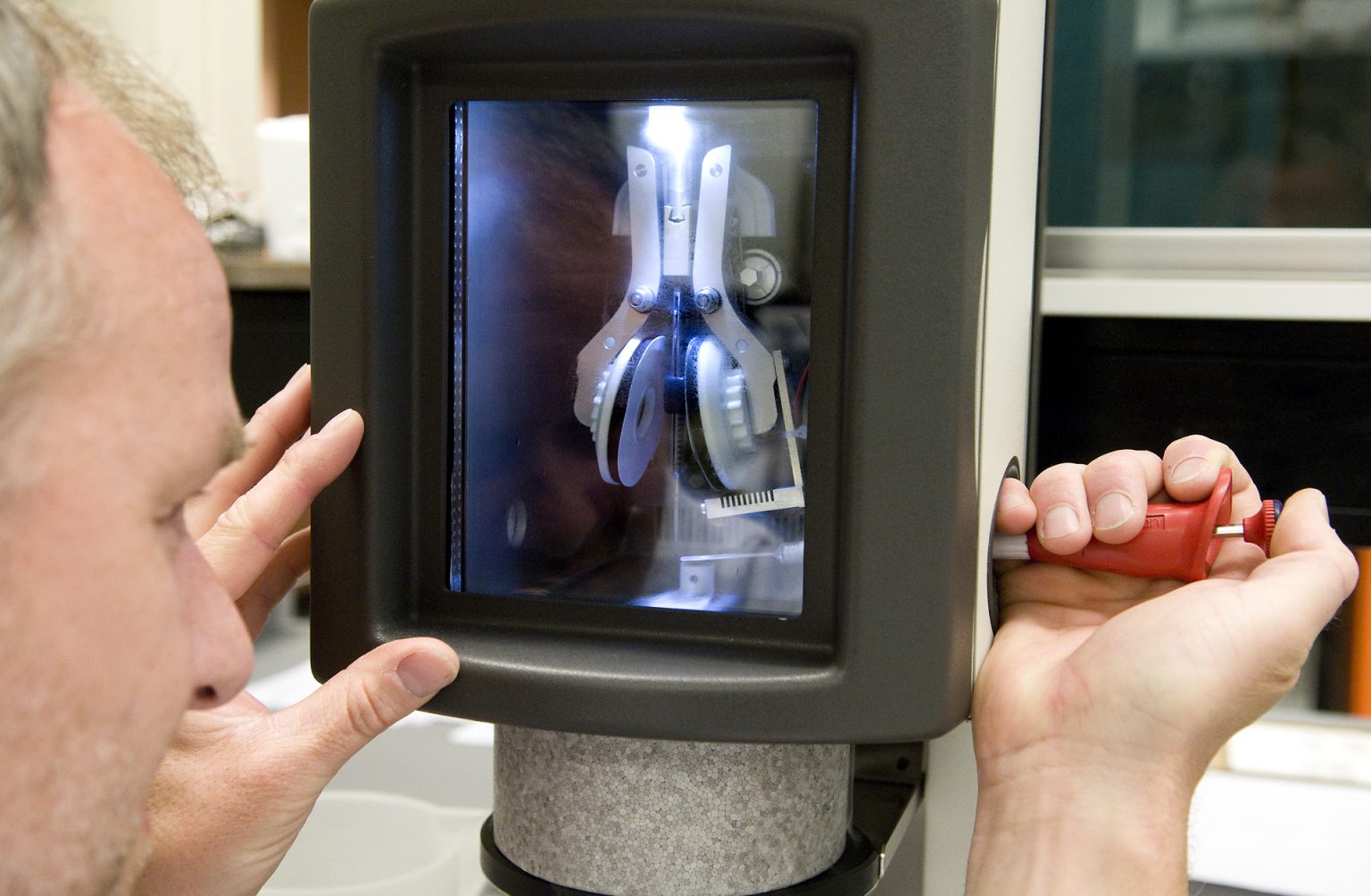 Labtoestel ‘Vitrobot’ voor Thermo Fisher - WeLLDesign